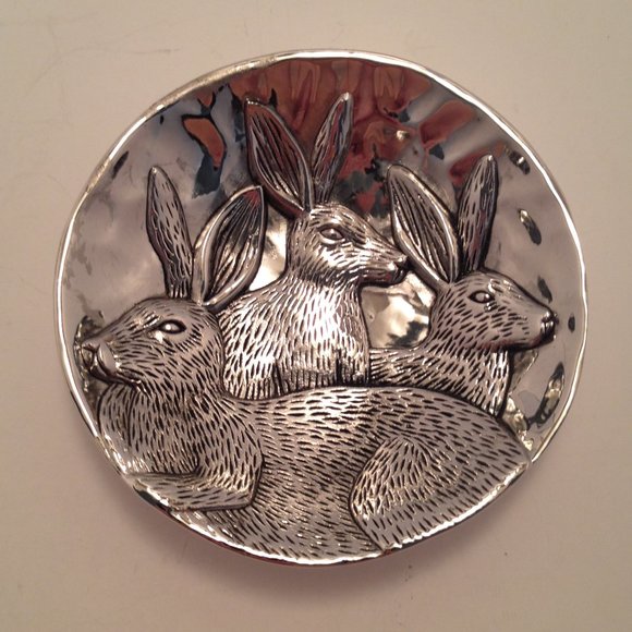 Unbranded | Accents | Trinket Dish Silver Toned Rabbit Engraved 45 ...